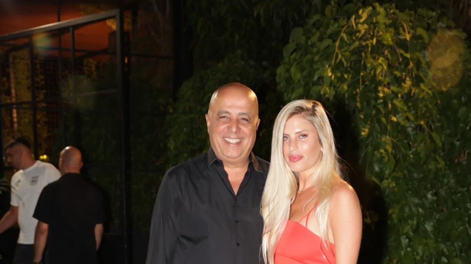 עמוס לוזון ובת זוגו מירי פרידלן הגיעו יחד לאירוע ראשון Tmi