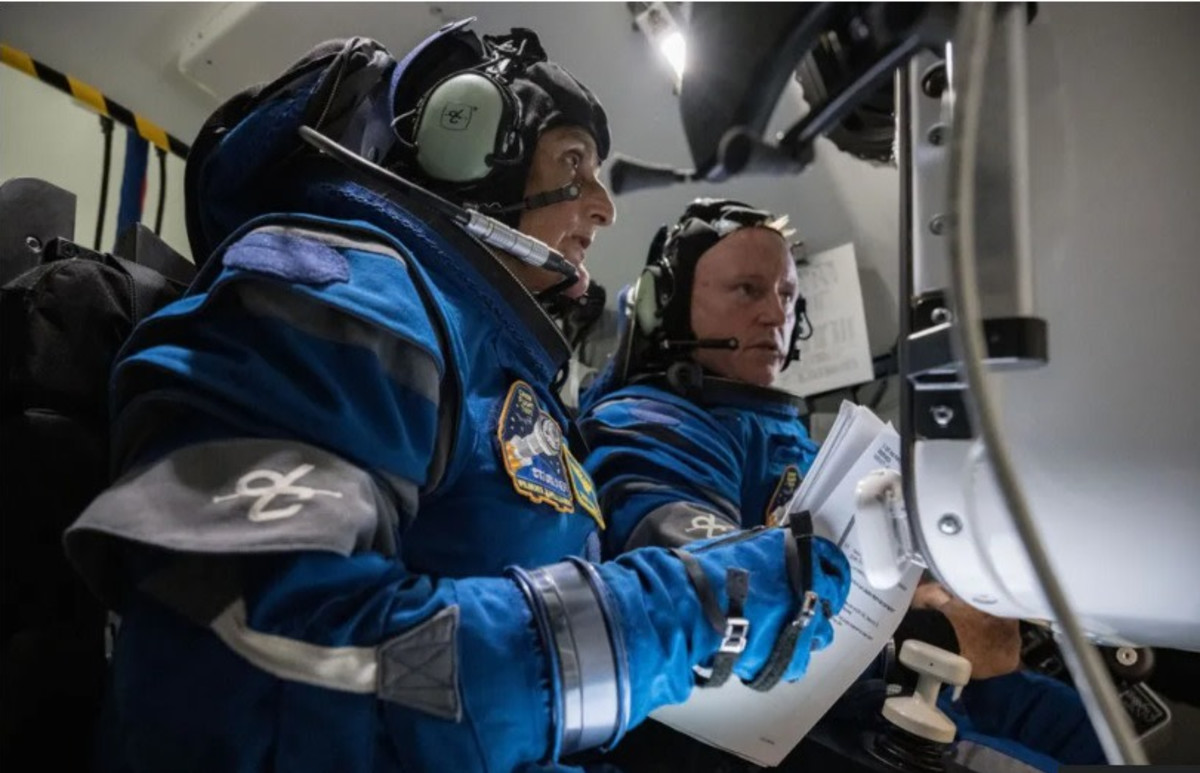 קונספירציה פוליטית ושיא חדש: האסטרונאוטים התקועים חוזרים הביתה | מעריב